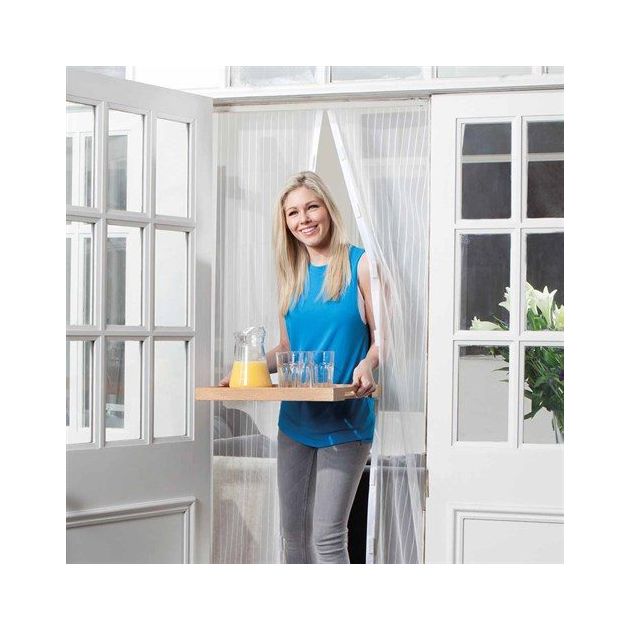 Snap Screen: Magnetised Mesh Bug-Free Door Curtain | JML